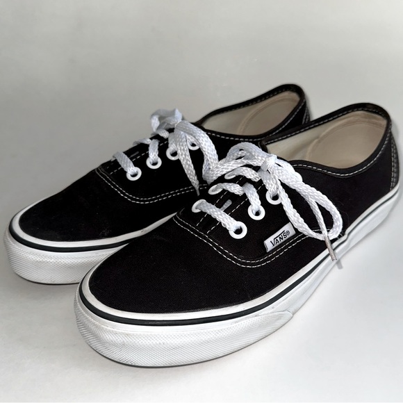 Vans | Shoes | Vans Authentic Laceup Deck Shoes Black White Skate Skater Grunge Surfer W 65 ...